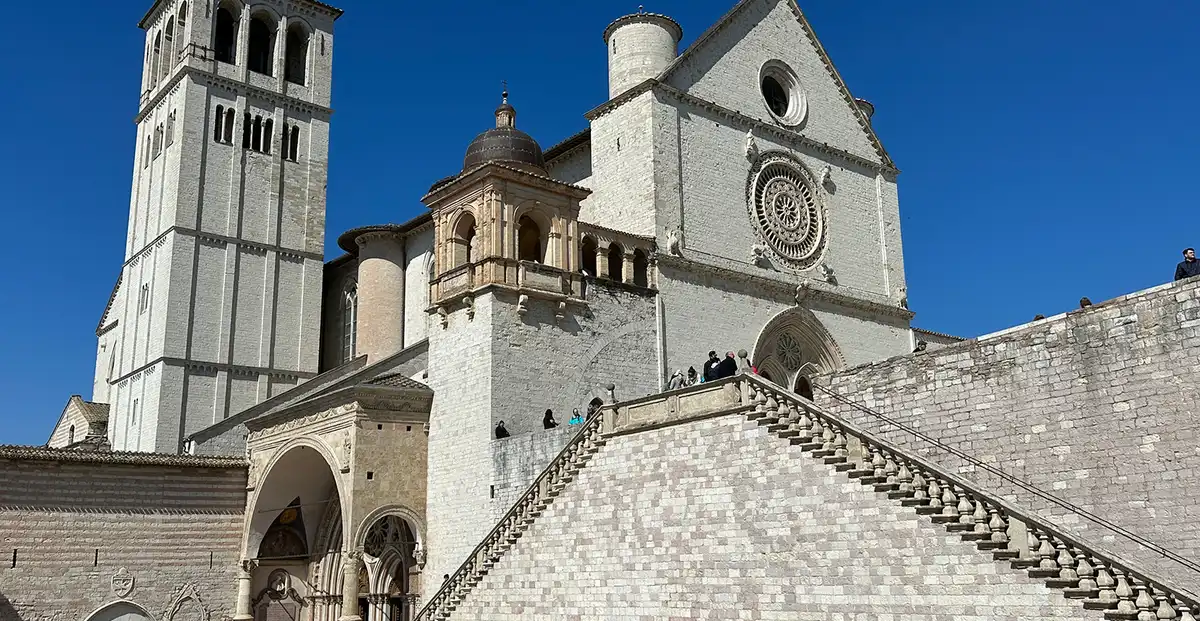 Umbria Private Tours—Hill Towns, Green Valleys, and Medieval Art ...